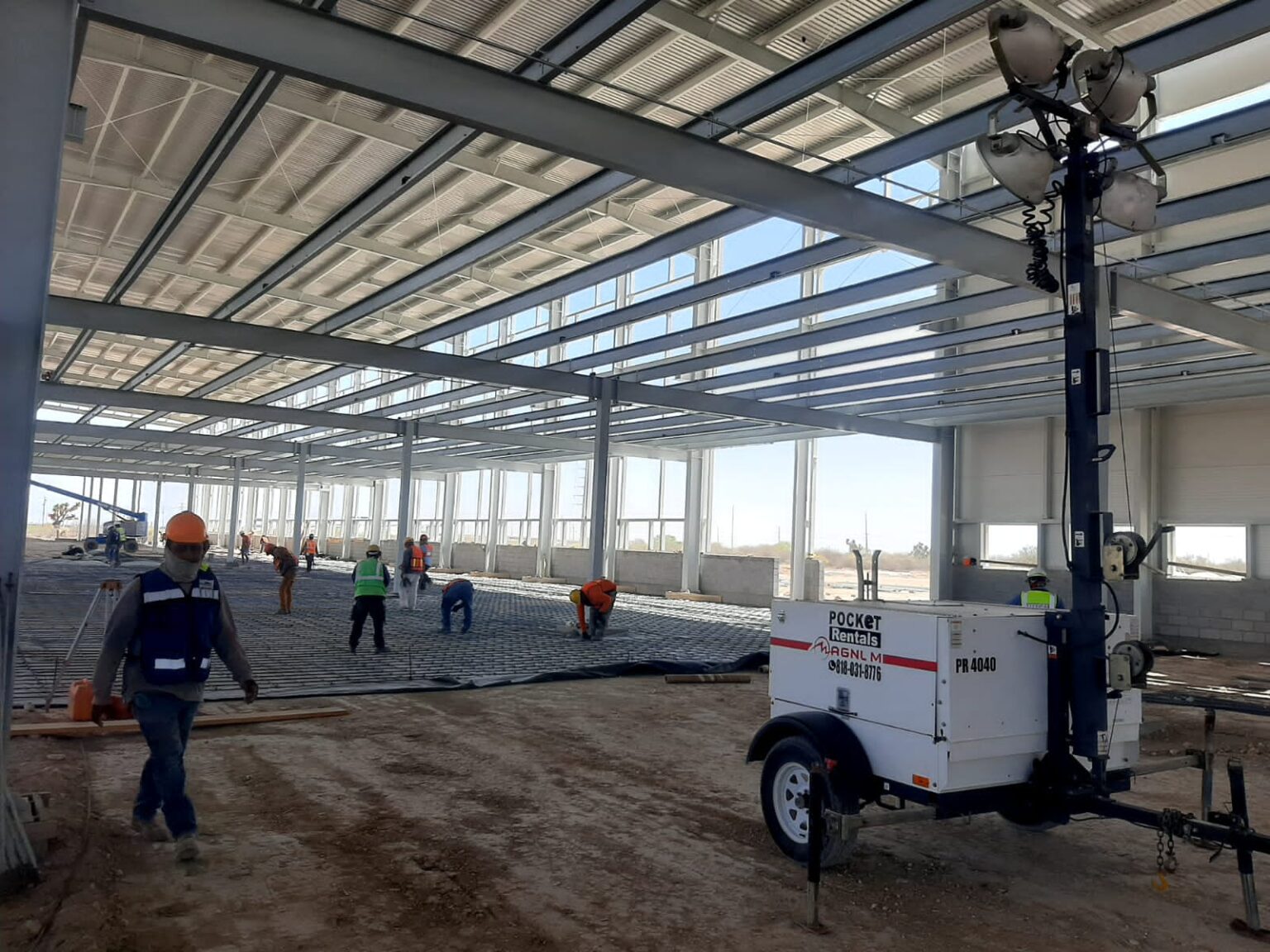 Renta de Maxilight 6KW - Renta de Torres de iluminacion